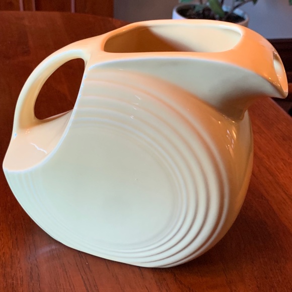 Fiestaware | Dining | Vintage Yellow Fiestaware Pitcher Large | Poshmark